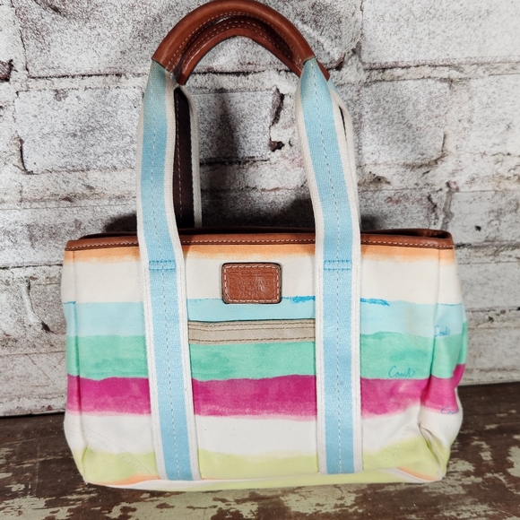 Coach | Bags | Coach Signature Hampton Purse | Poshmark